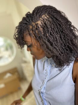 Palm Rolling VS Interlocking, Which Is Really Best? - Curls and Cocoa