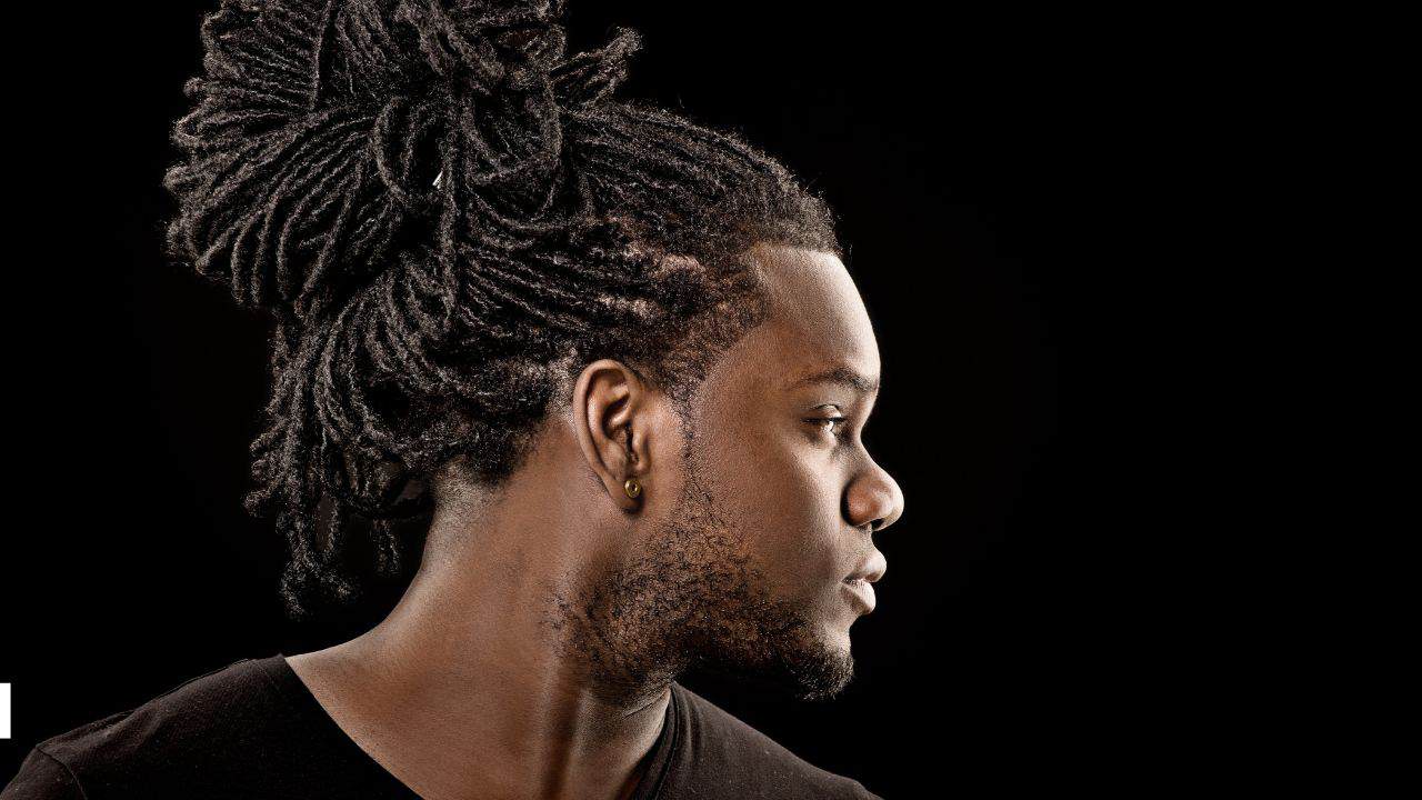 Signs Your Locs Are Dehydrated (And How to Fix It) - Curls and Cocoa